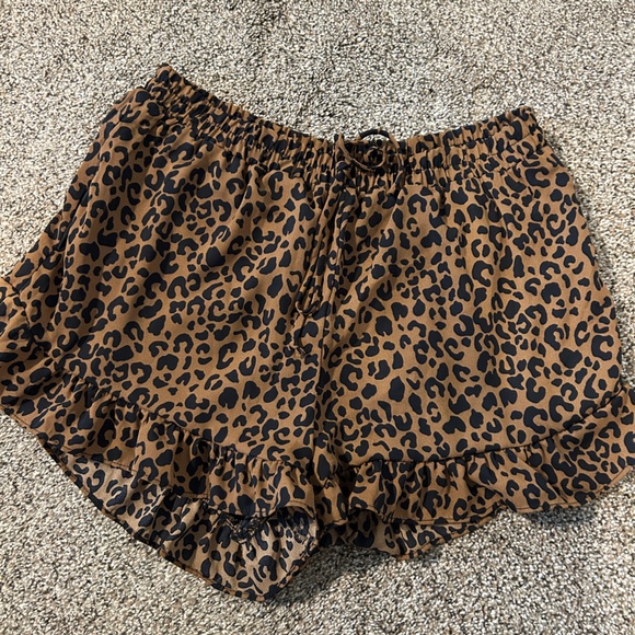 Sienna Sky | Shorts | Sienna Sky Brown And Black Leopard Print Top ...